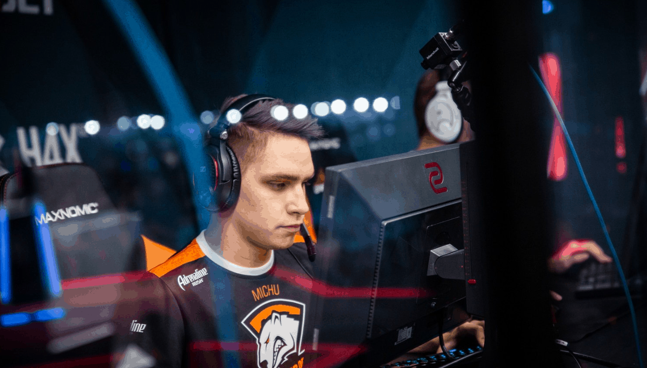 MICHU Departs Virtus.Pro as Contract Expires