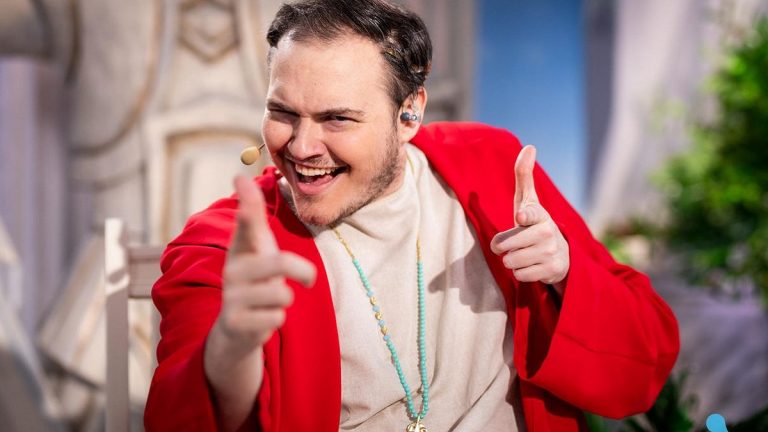 Dota 2: SirActionSlacks' New Team, Arkosh Gaming, Revealed