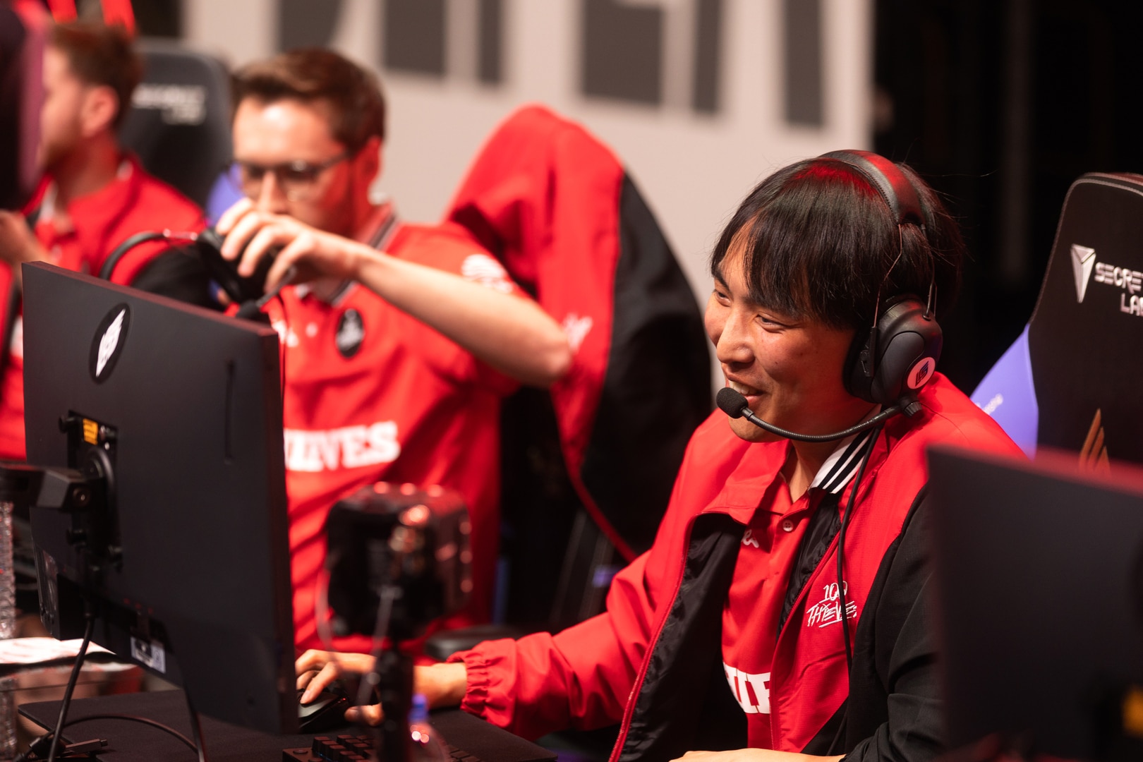 2023 LCS Spring Split Week 3 Day 1: Zven Gets His 200th Career Win During the Berserker Show