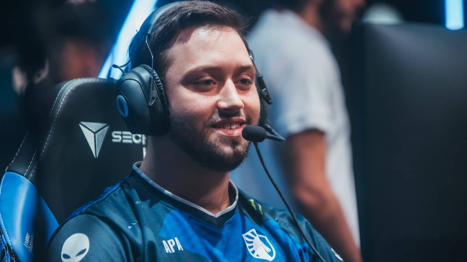 TL APA on His Undefeated Debut to LCS Summer, the Unique Ziggs Pick and ...