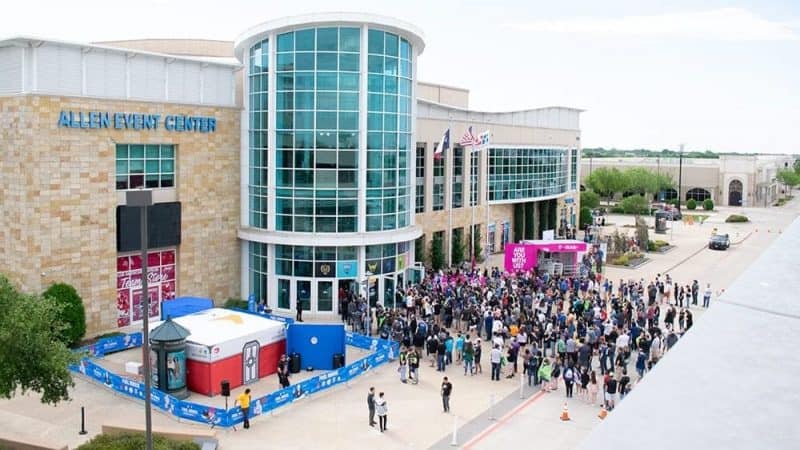 Allen Event Center Loses Power During OWL Spitfire/Eternal Game at ...