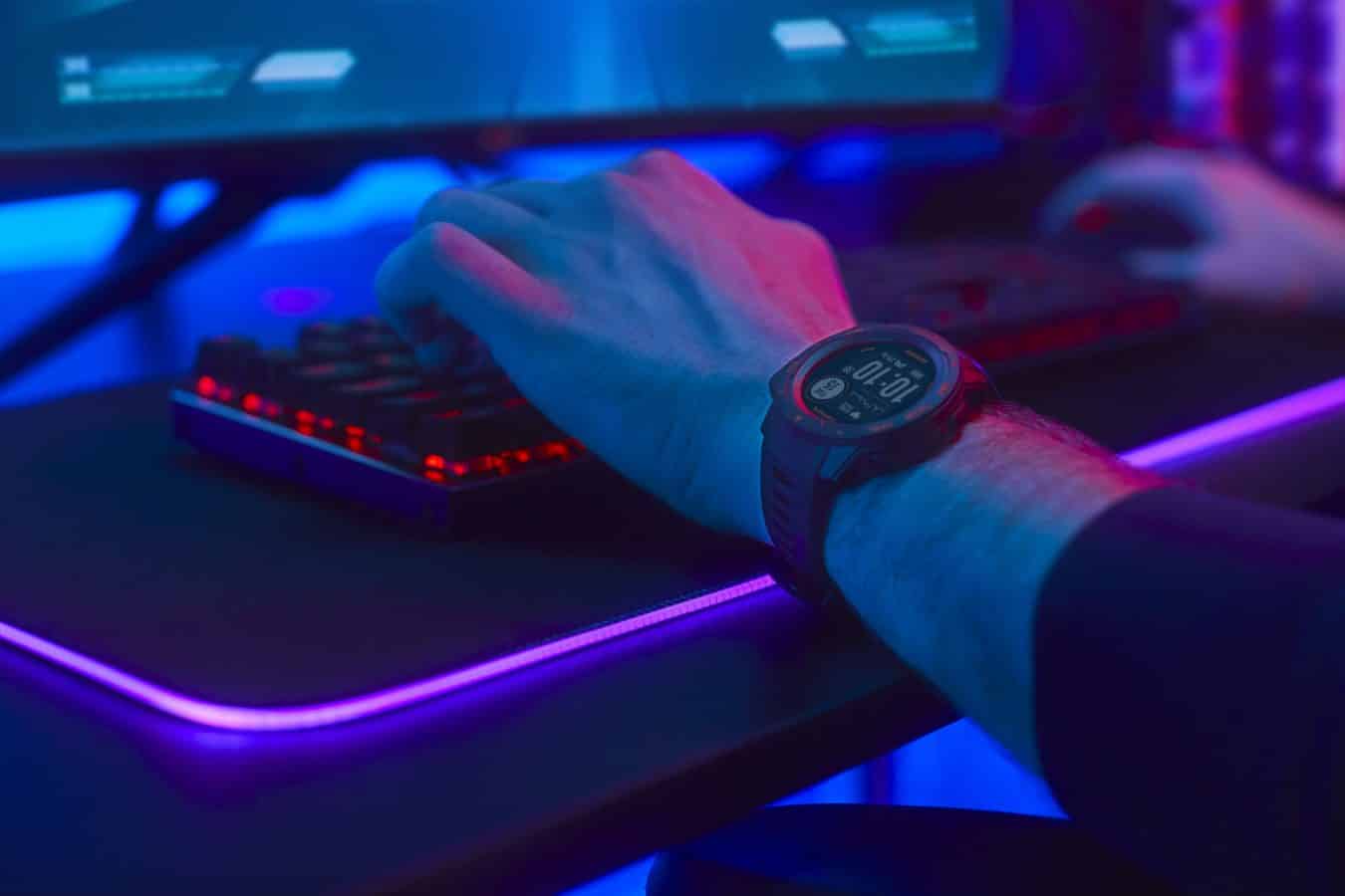 Garmin Instinct Esports Edition Smartwatch Review