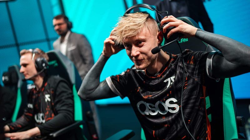 LoL Wave Management Guide: When To Freeze, Slow Push And Fast Push