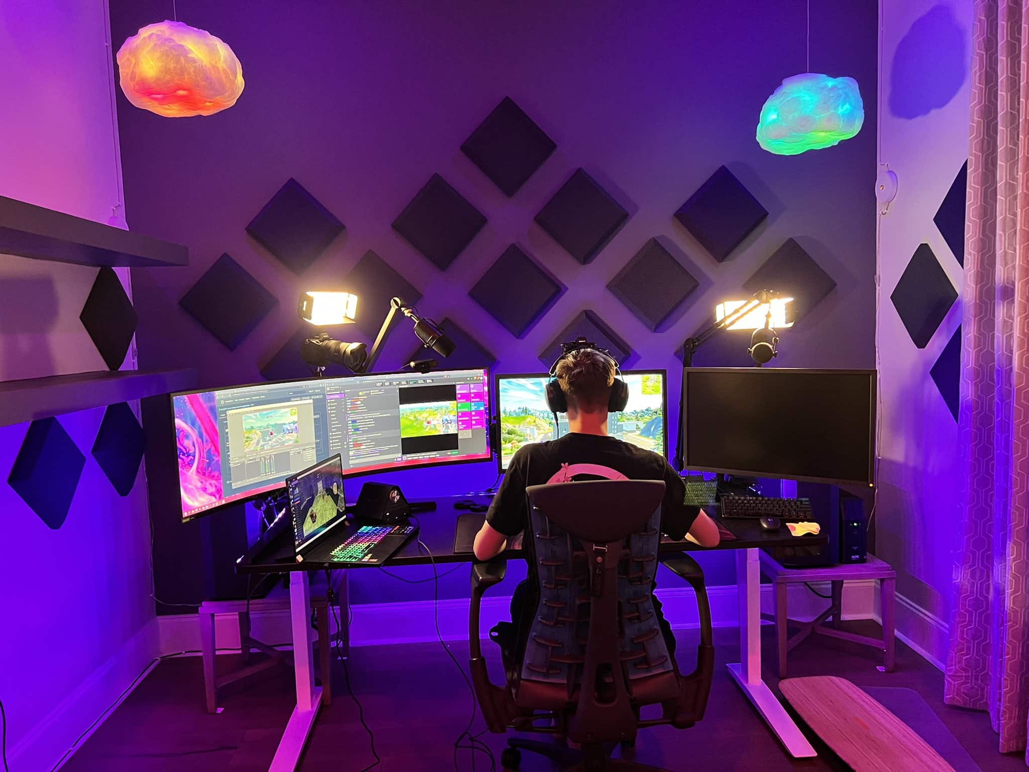 The Top 5 Streamers With The Best Backdrops In 2023!