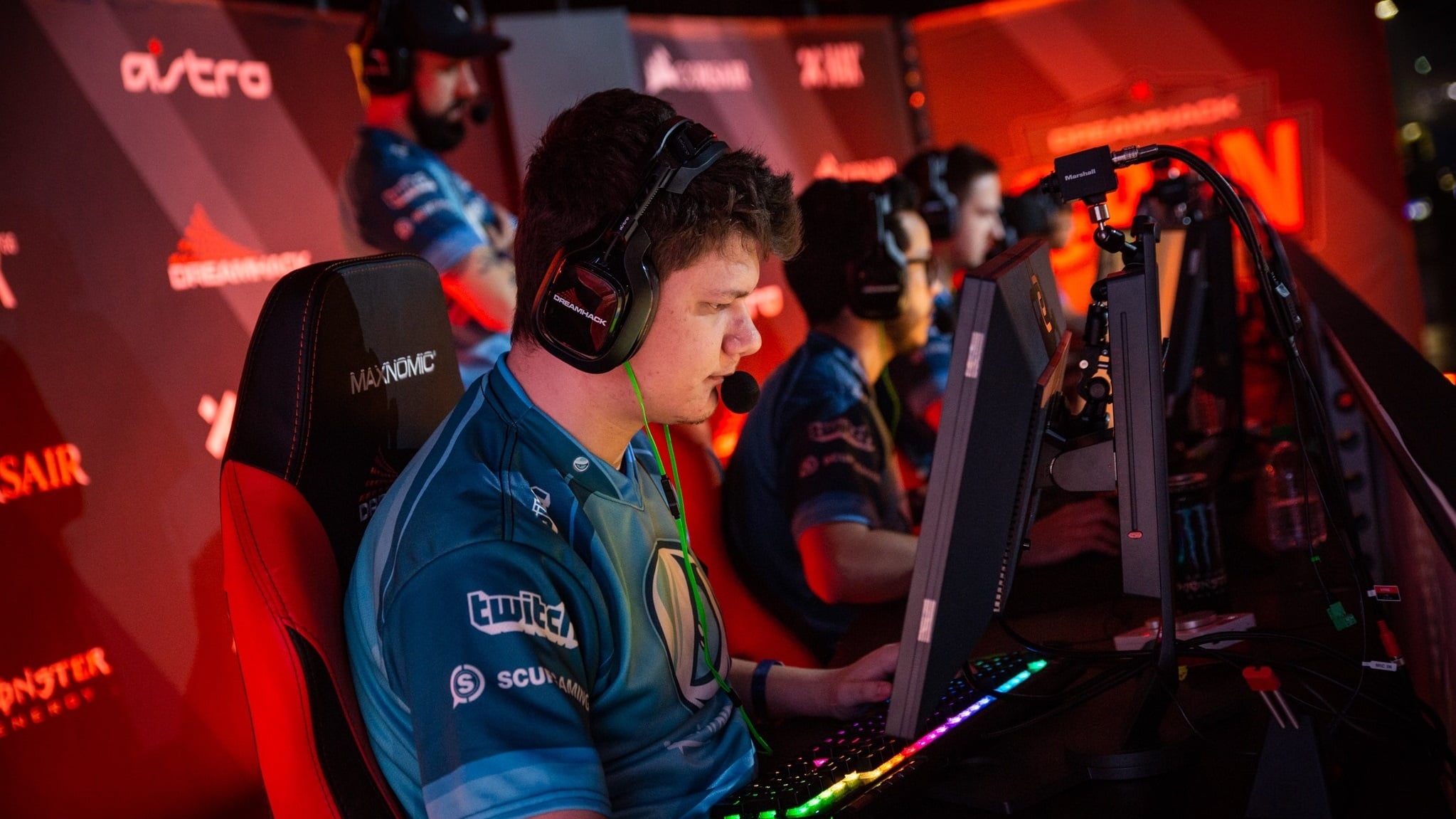 00NATION ends the paiN for the benched NEKIZ