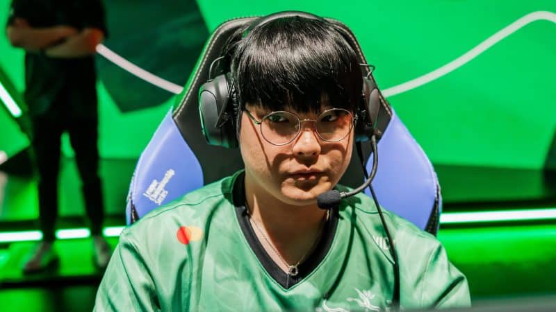VicLa Returns to the FlyQuest Starting Roster for the Second Game of ...