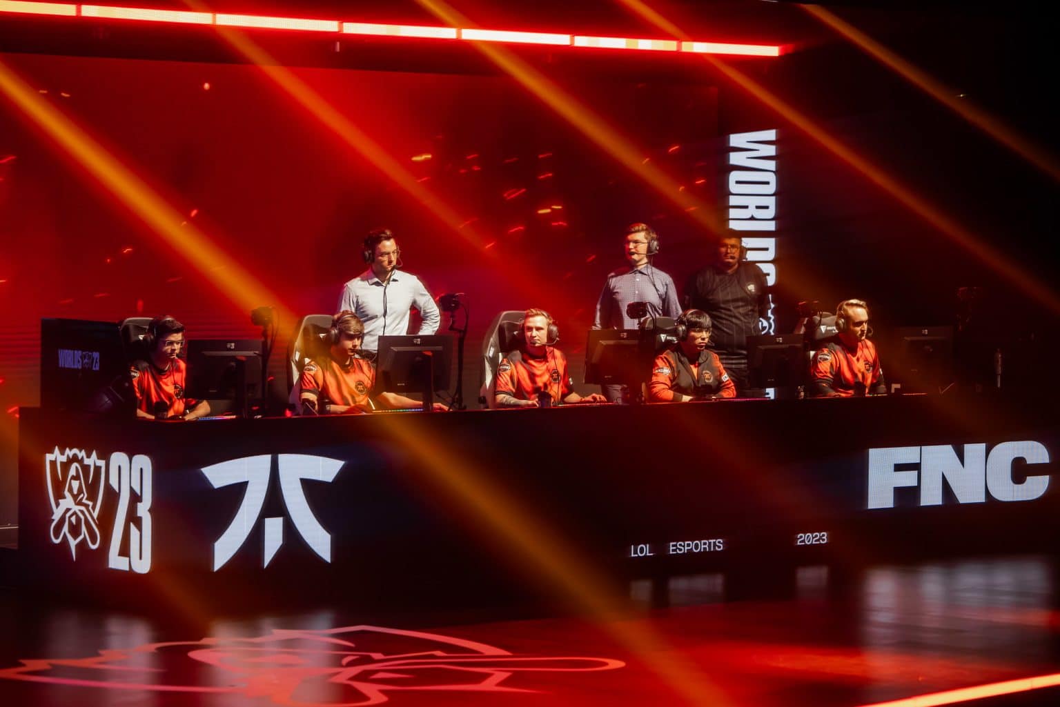 Fnatic vs Weibo Gaming Preview and Predictions – Worlds 2023