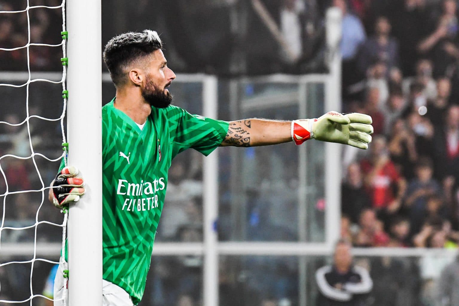 EA FC 24 TOTW 4: Olivier Giroud GK Card Reviewed