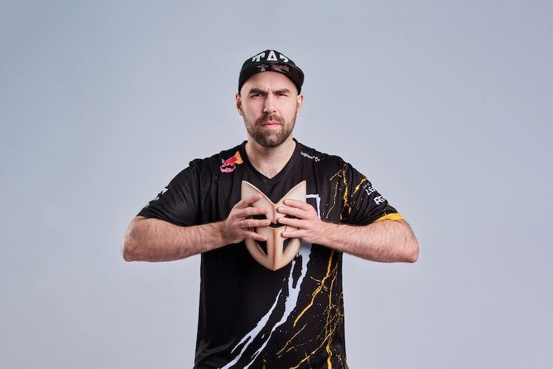 G2 Recruit Counter-Strike Icon as Head Coach