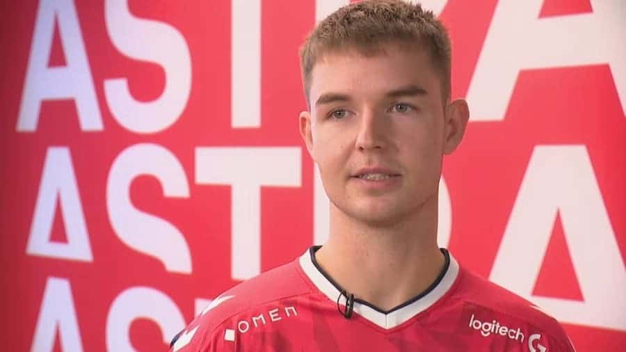 Dev1ce Names the Greatest CSGO Player of All Time