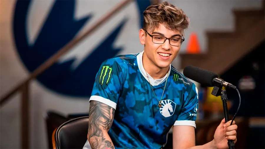 Twistzz Reveals Why He Left FaZe Clan