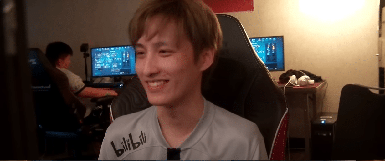 Who is Ame Dota 2 - The Legendary Chinese Carry